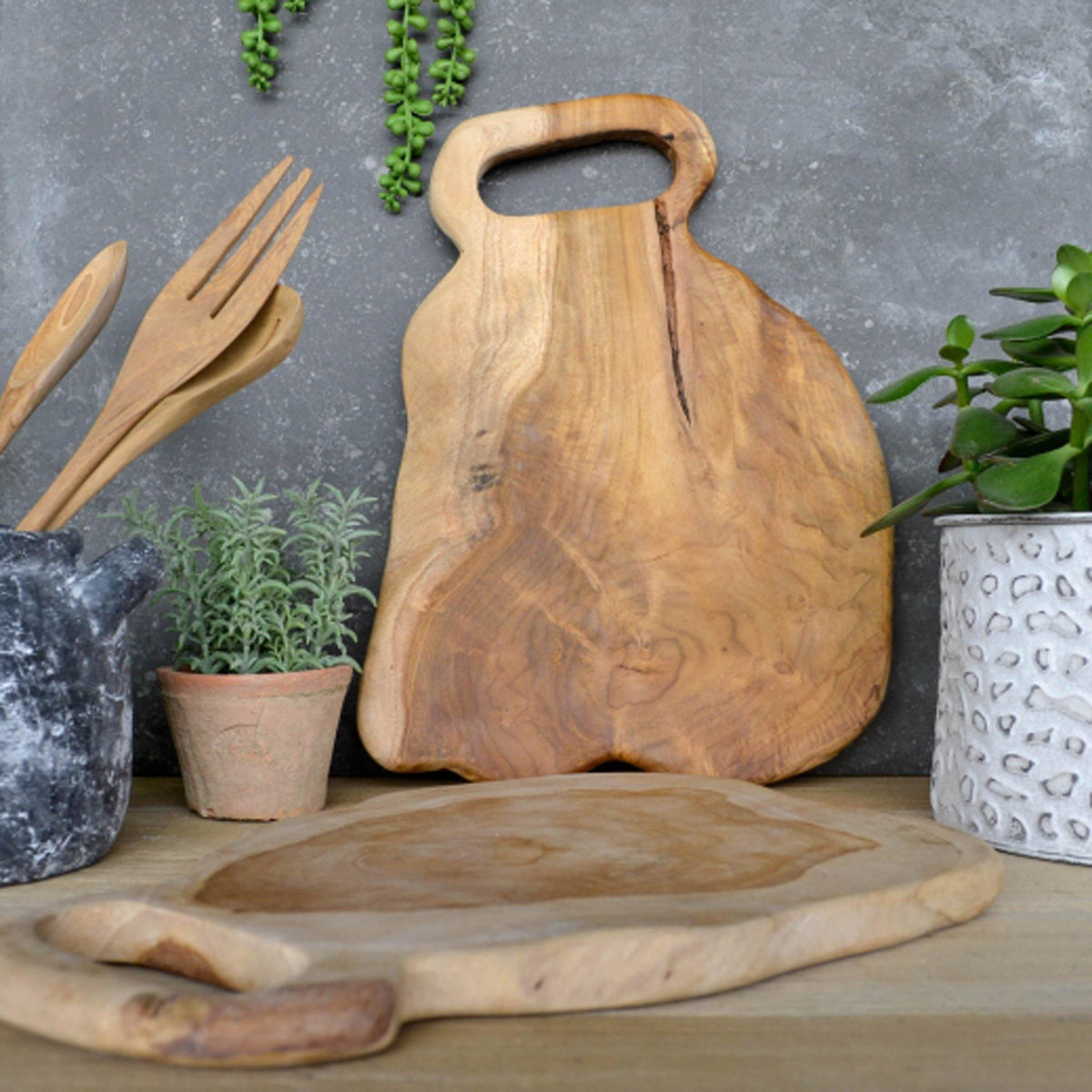 Hand Carved Wobble Chopping Board Cut out Handle - Med 35 x 25cm ...